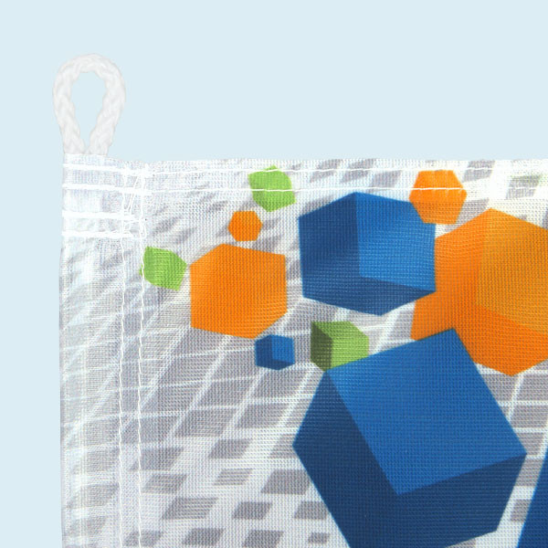 Printed small flags with sewn in rope from Vispronet®